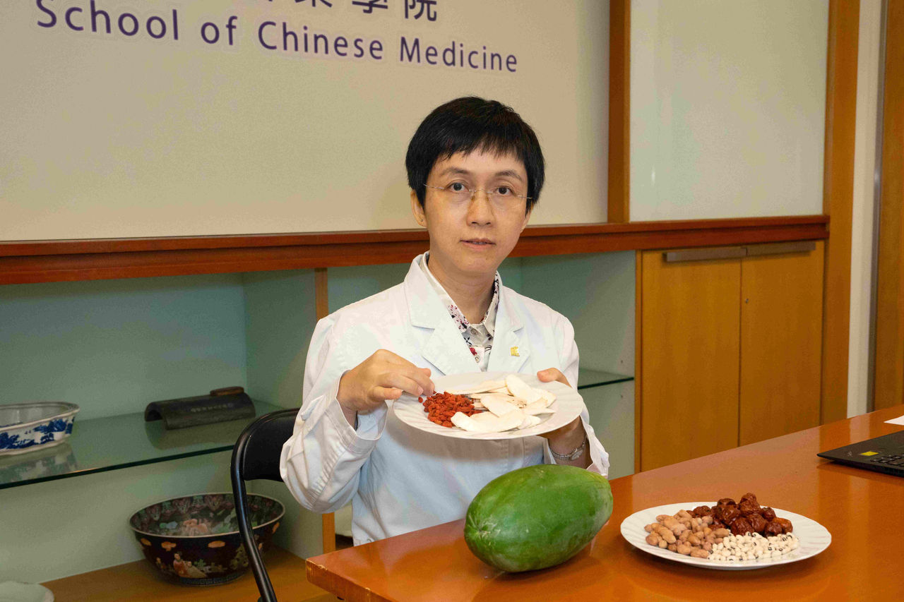 Professor Zhang Chunling offers Chinese medicine advice on breastfeeding